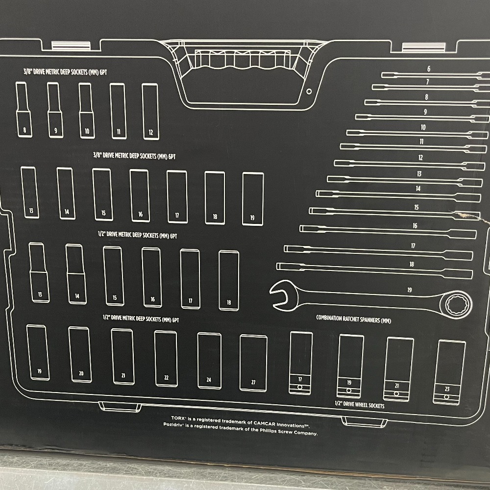 Used Halfords advanced 200 piece socket and ratchet set - Own4Less